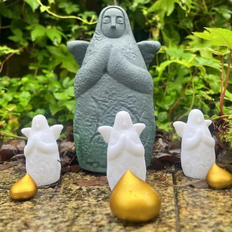Zelda Goddess Statue Figure Korok Seeds TOTK BOTW Hylia Statue - RegisBox